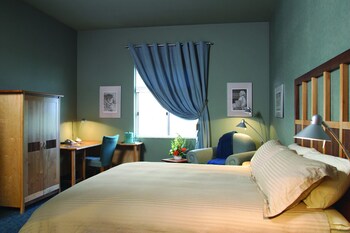 Dimond Center Hotel - Guest Reservations