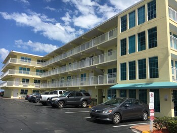 Sea Shells Beach Club - Guest Reservations