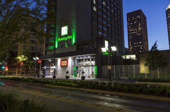Holiday Inn Houston Downtown - Guest Reservations